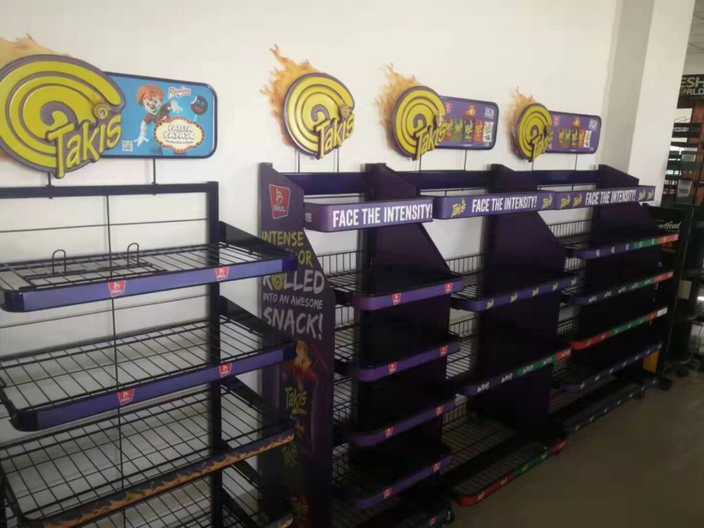 Permanent display for Snack - Plastic Point-of-Sales | Plastic shelf ...