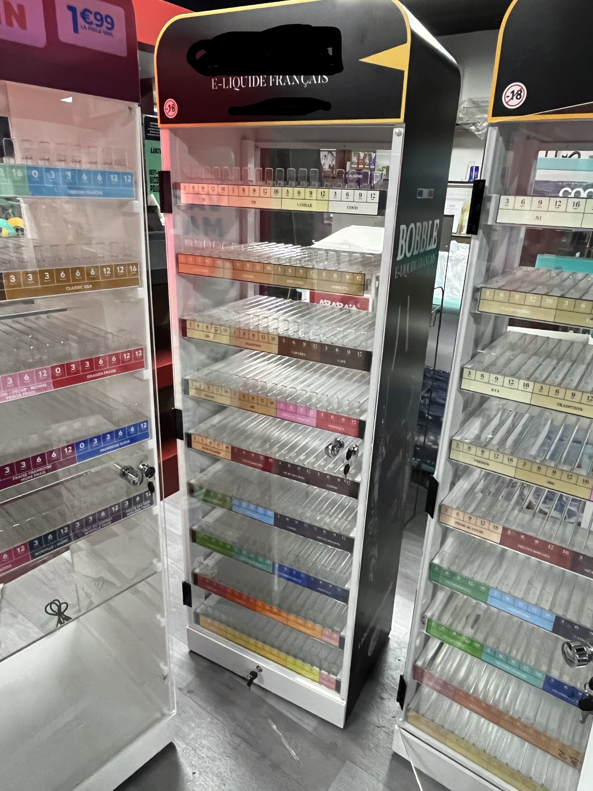 How to Choose the Right Cigarette Display Rack for Your Store